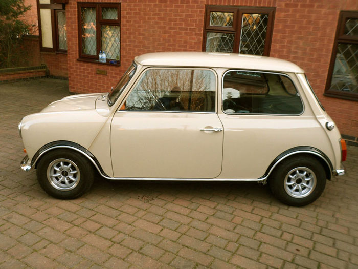 Featured Cars - Mini - Cooper - 1971 Mini Cooper S Mk3 (ref 532)